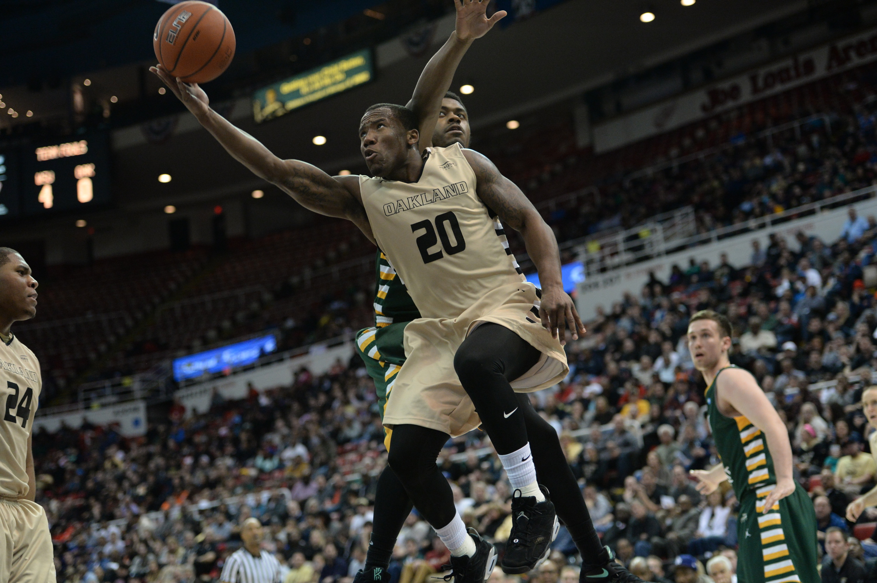 FORMER OAKLAND STANDOUT KAY FELDER SIGNS WITH DETROIT PISTONS - Oakland ...