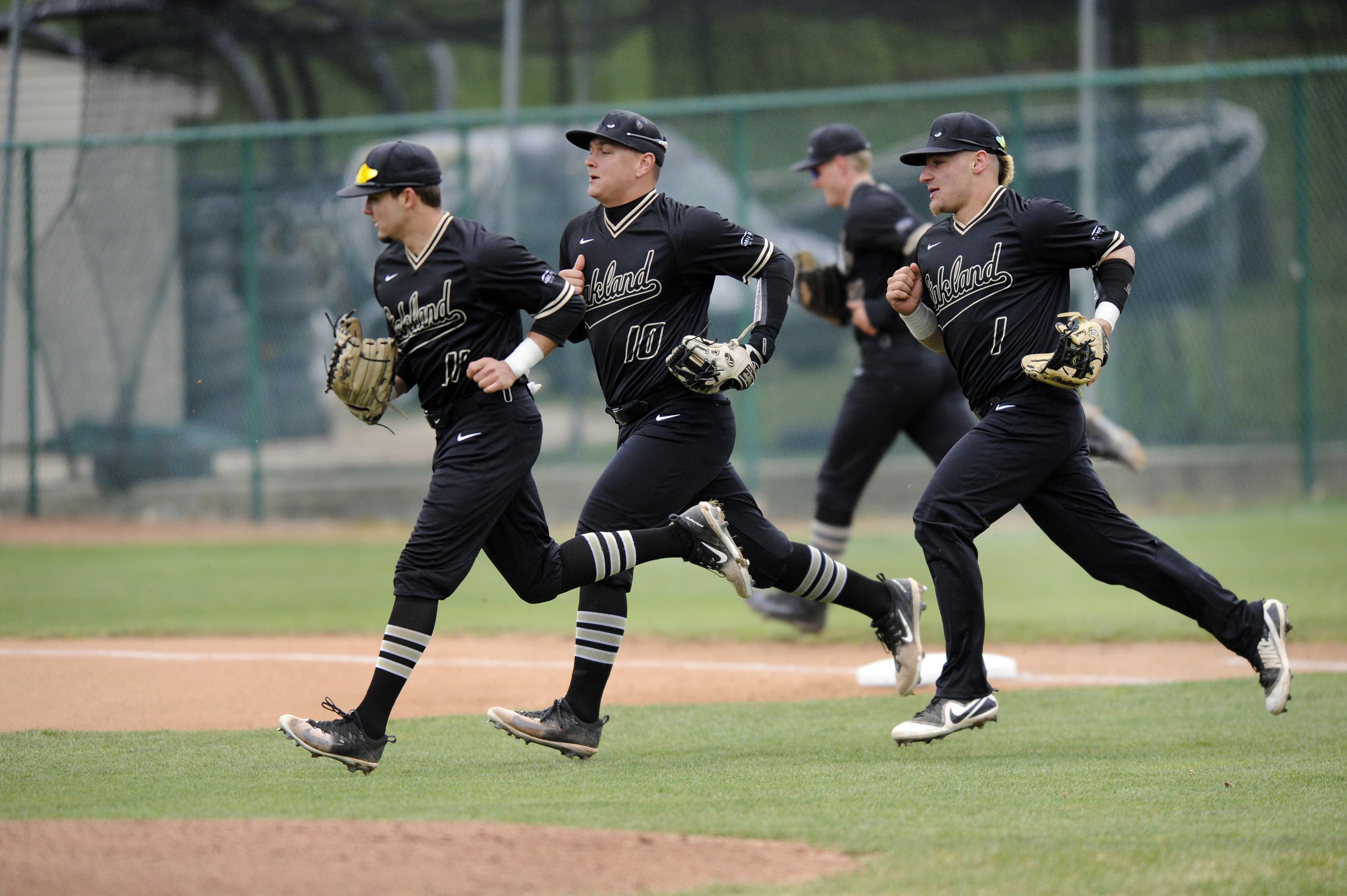 BASEBALL PREPS FOR LEAGUE PLAY WITH GAME AT BOWLING GREEN - Oakland ...