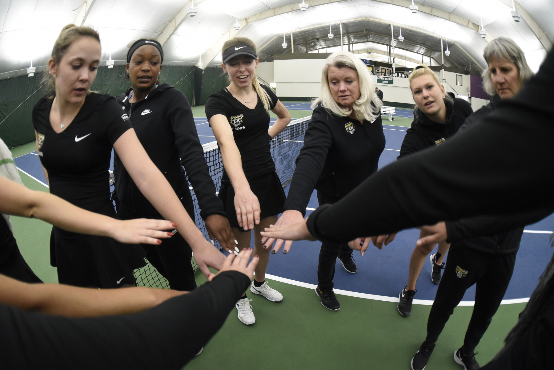 WOMEN’S TENNIS ADDS THREE NEWCOMERS TO 2021 CLASS - Oakland University ...