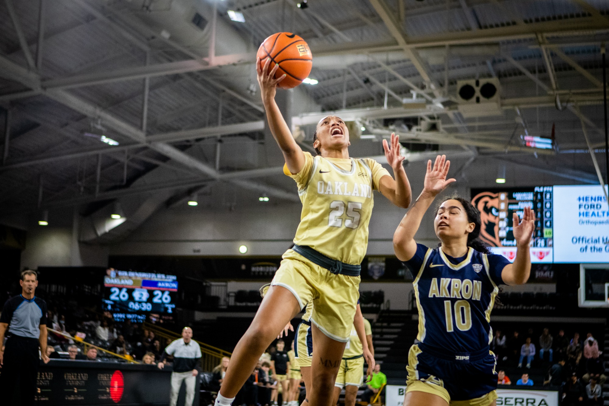 Oakland bests Akron behind sophomore Kennedie Montue's career-high 21 ...