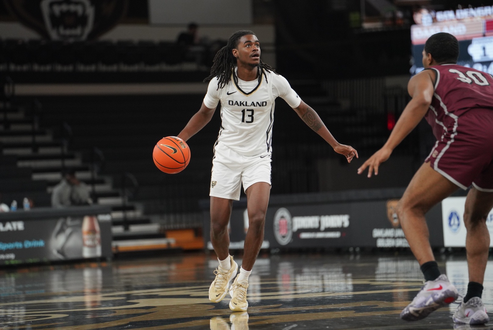 Men's Basketball Takes on Wayne State in Final Exhibition Match ...