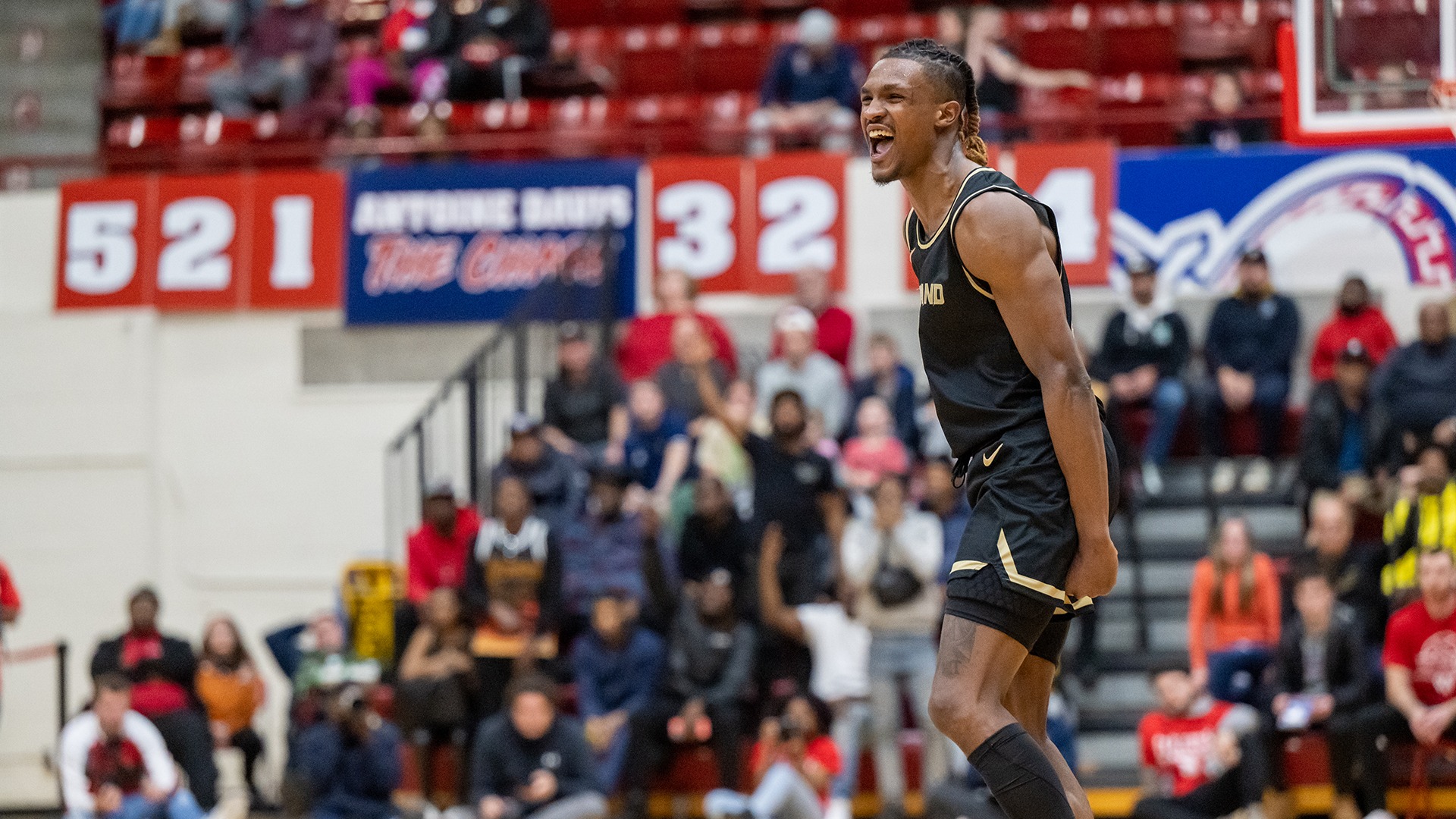 Final Regular Season Road Tilt Concludes Saturday - Oakland University ...