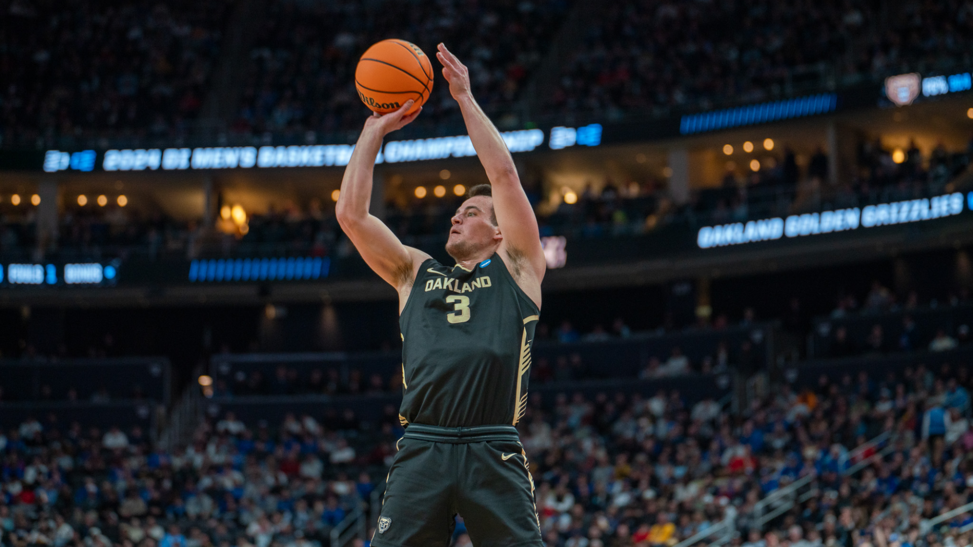 Golden Grizzlies Survive and Advance with Upset over Kentucky Behind ...