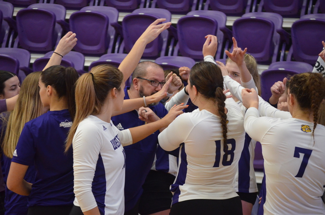 WIU cannot Dig Out of Early Deficit at Home. - Western Illinois ...