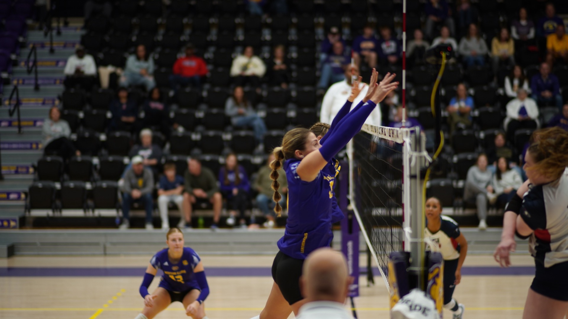 Kennedy Bauer - Women's Volleyball - Western Illinois University Athletics