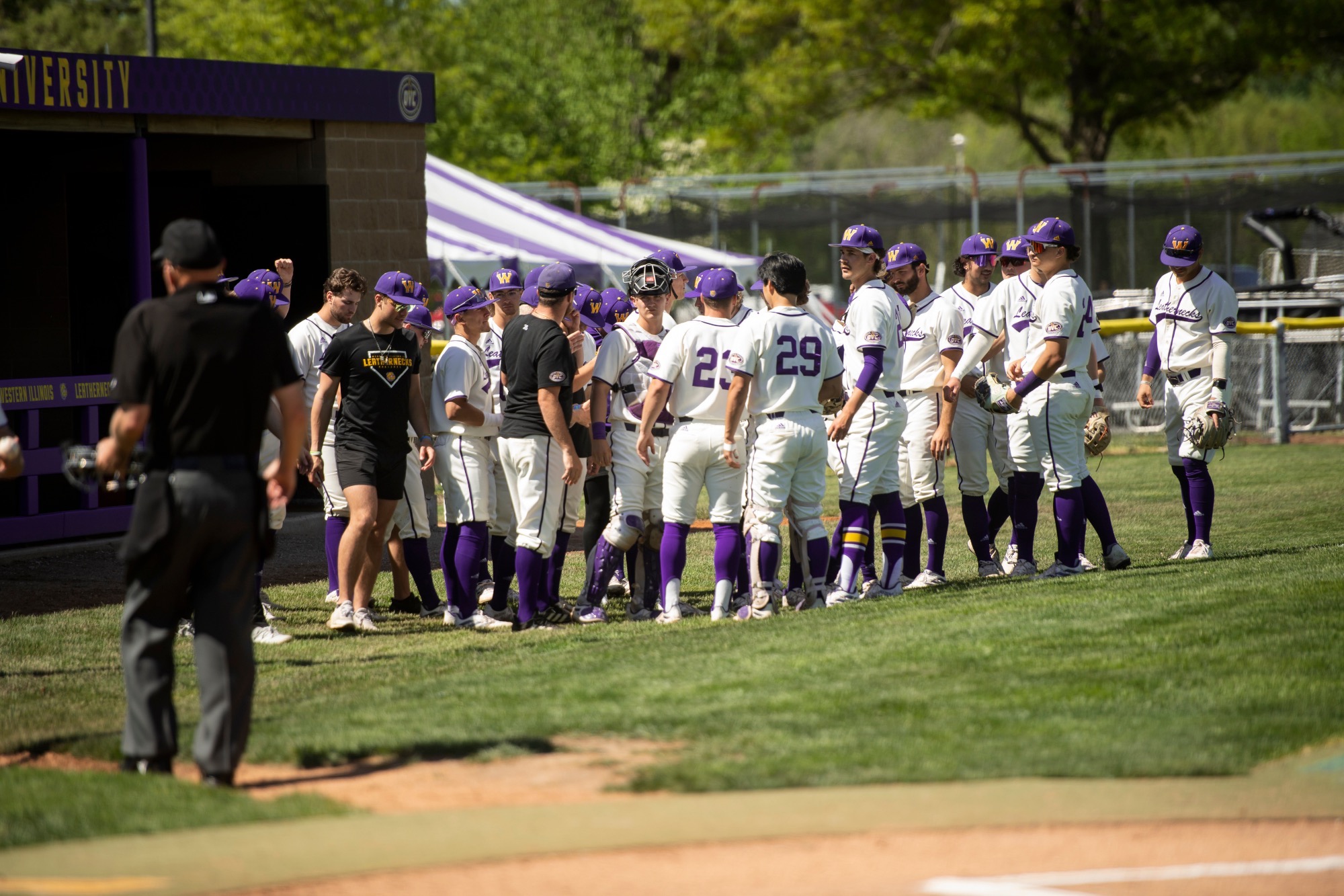 Leathernecks Drop Regular Season Finale - Western Illinois University ...