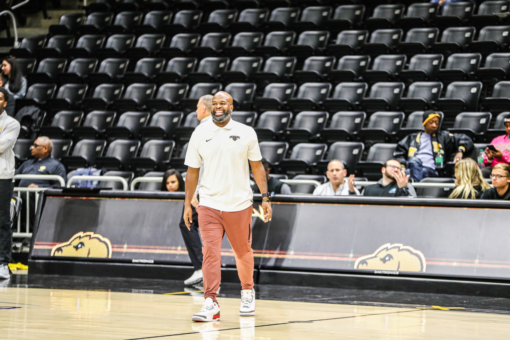 Men’s Basketball Earns Jordan's First Victory - Lafayette College Athletics