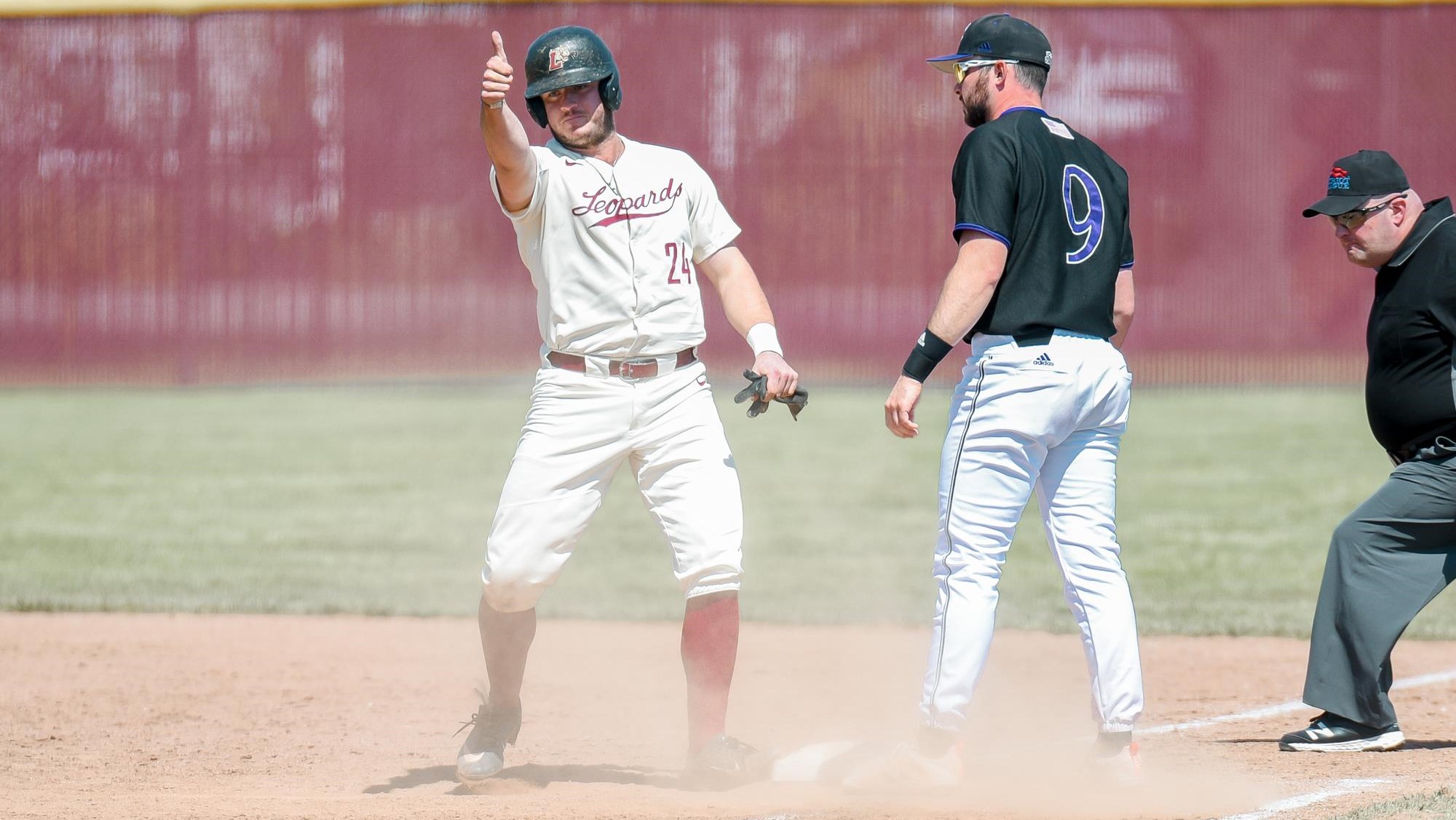 Miller Collects First Coaching Win - Lafayette College Athletics