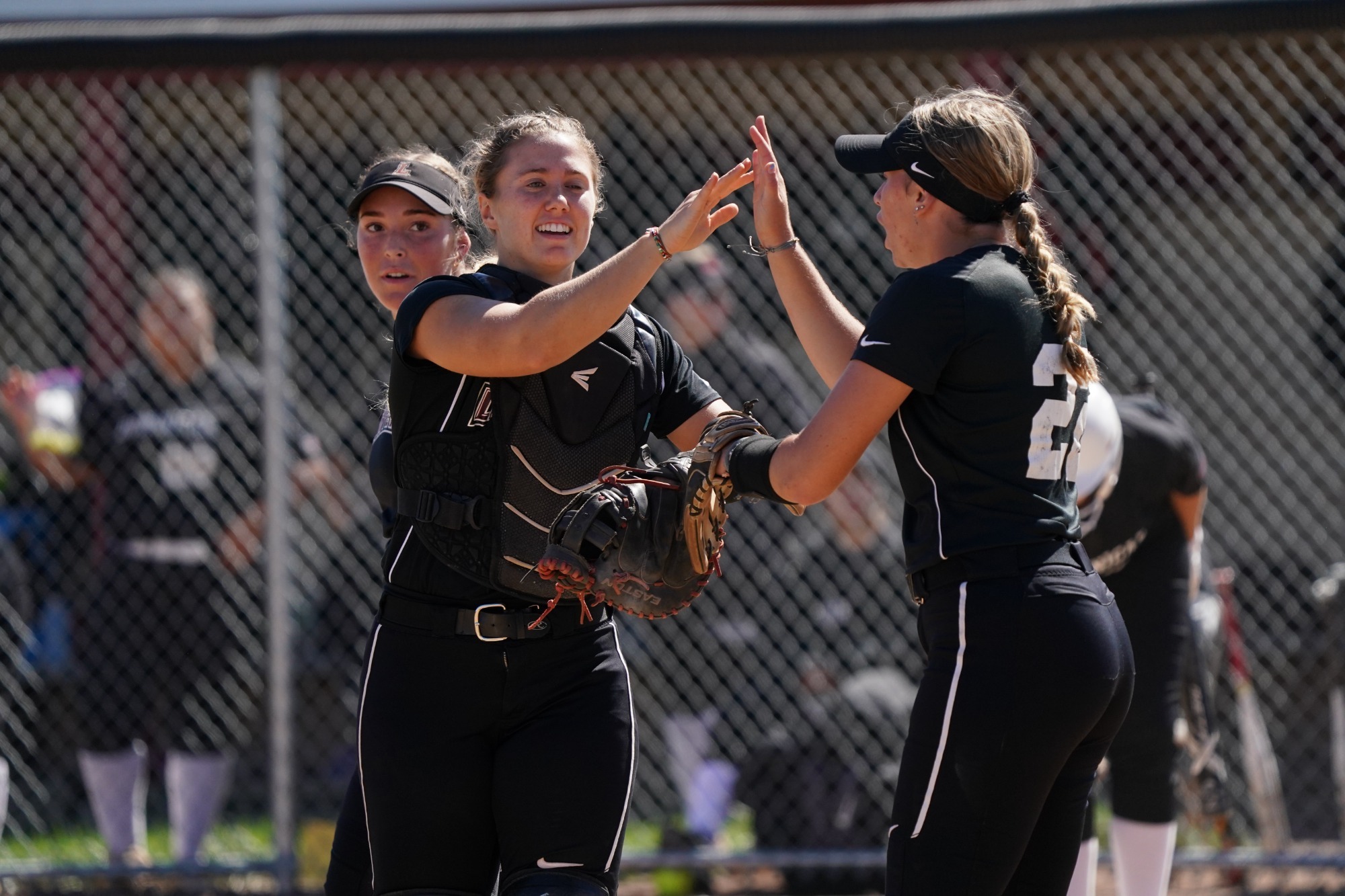 Late Rally Pushes SFA Past Softball in Opener - Lafayette College Athletics