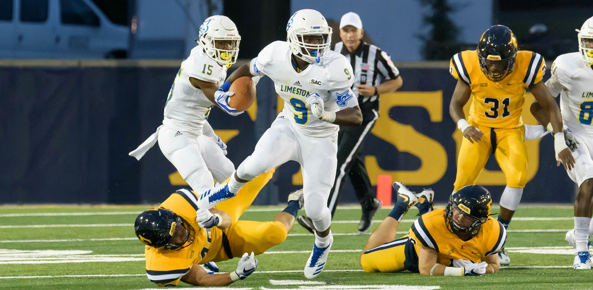 Daitwan Commodore - Football - Limestone University Athletics