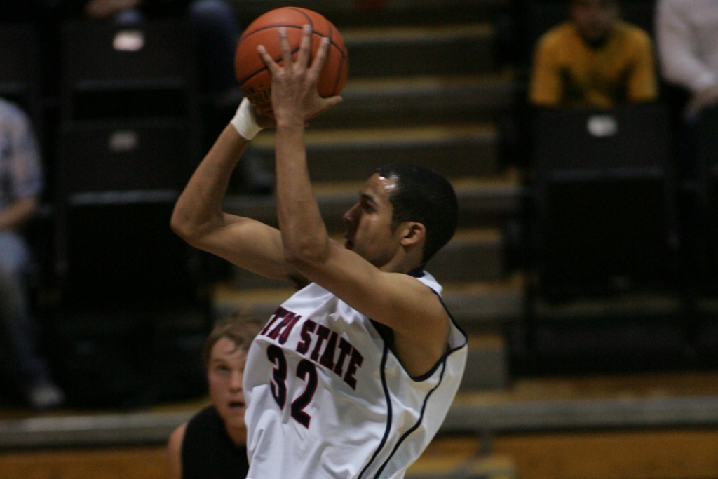 Brian Minor - Men's Basketball - MSU Denver Athletics