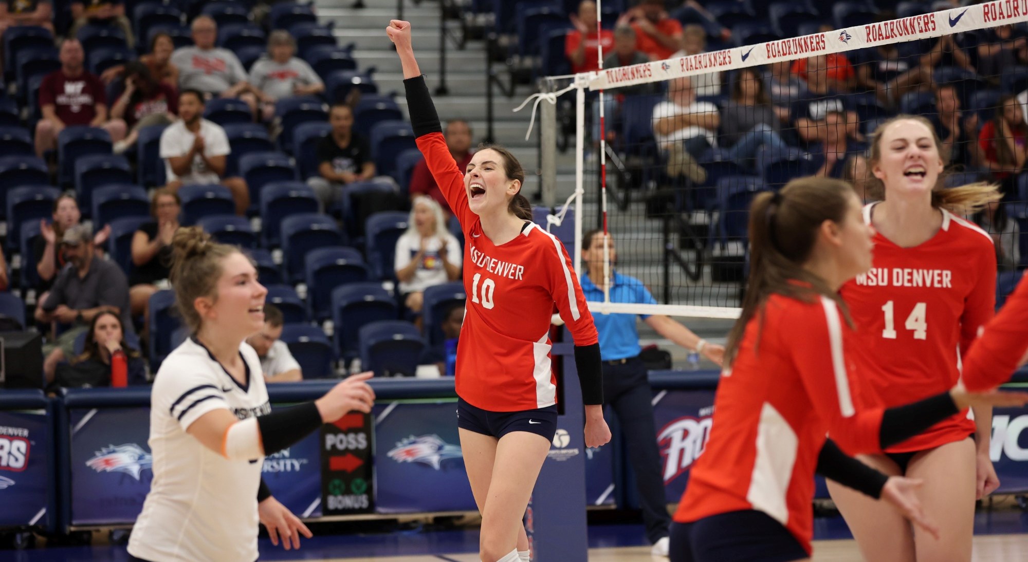 : No. 2 Roadrunners Sweep No. 20 Colorado Mesa - MSU Denver Athletics