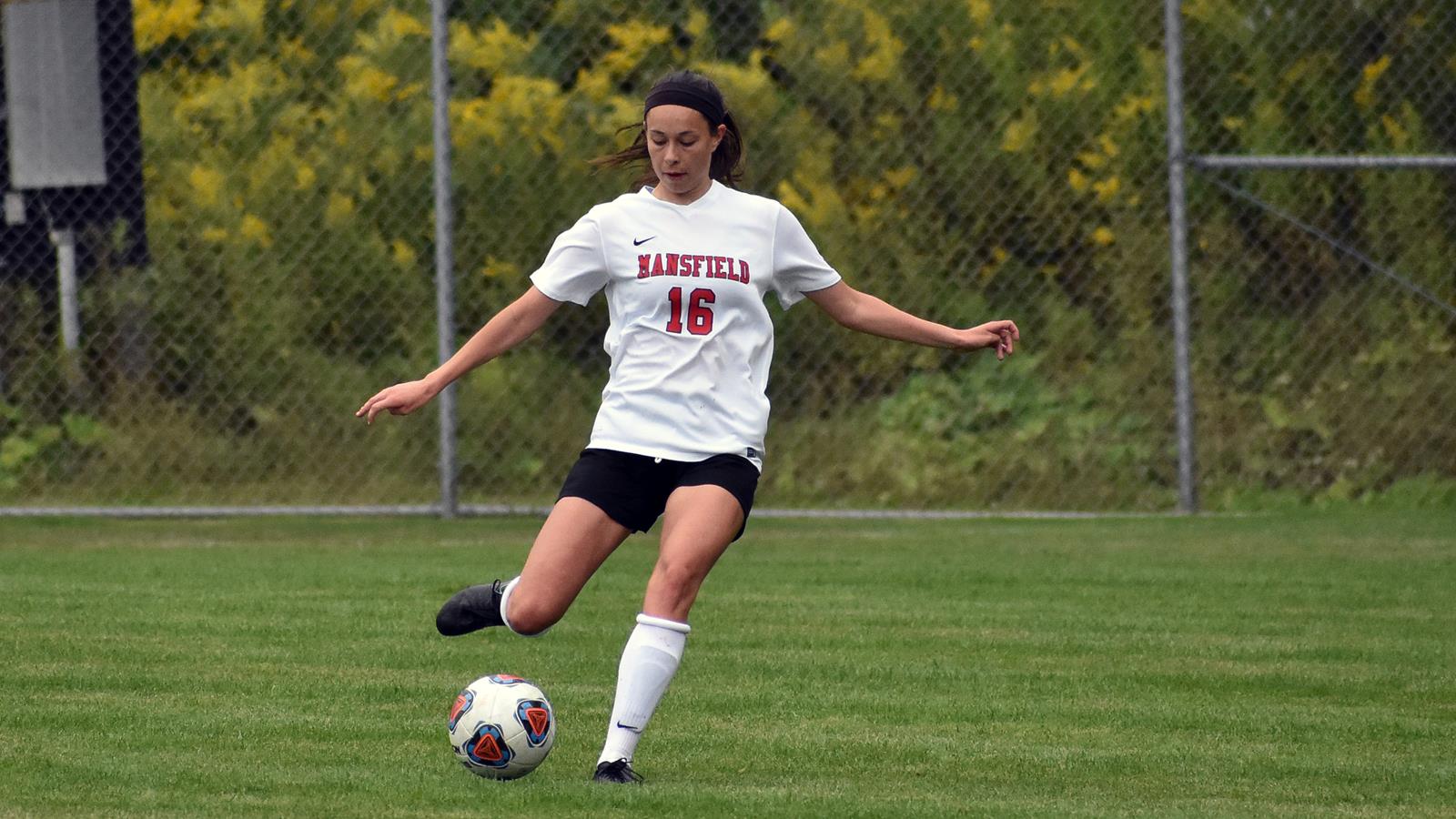 Breanna Murphy - Women's Soccer - Mansfield University Athletics