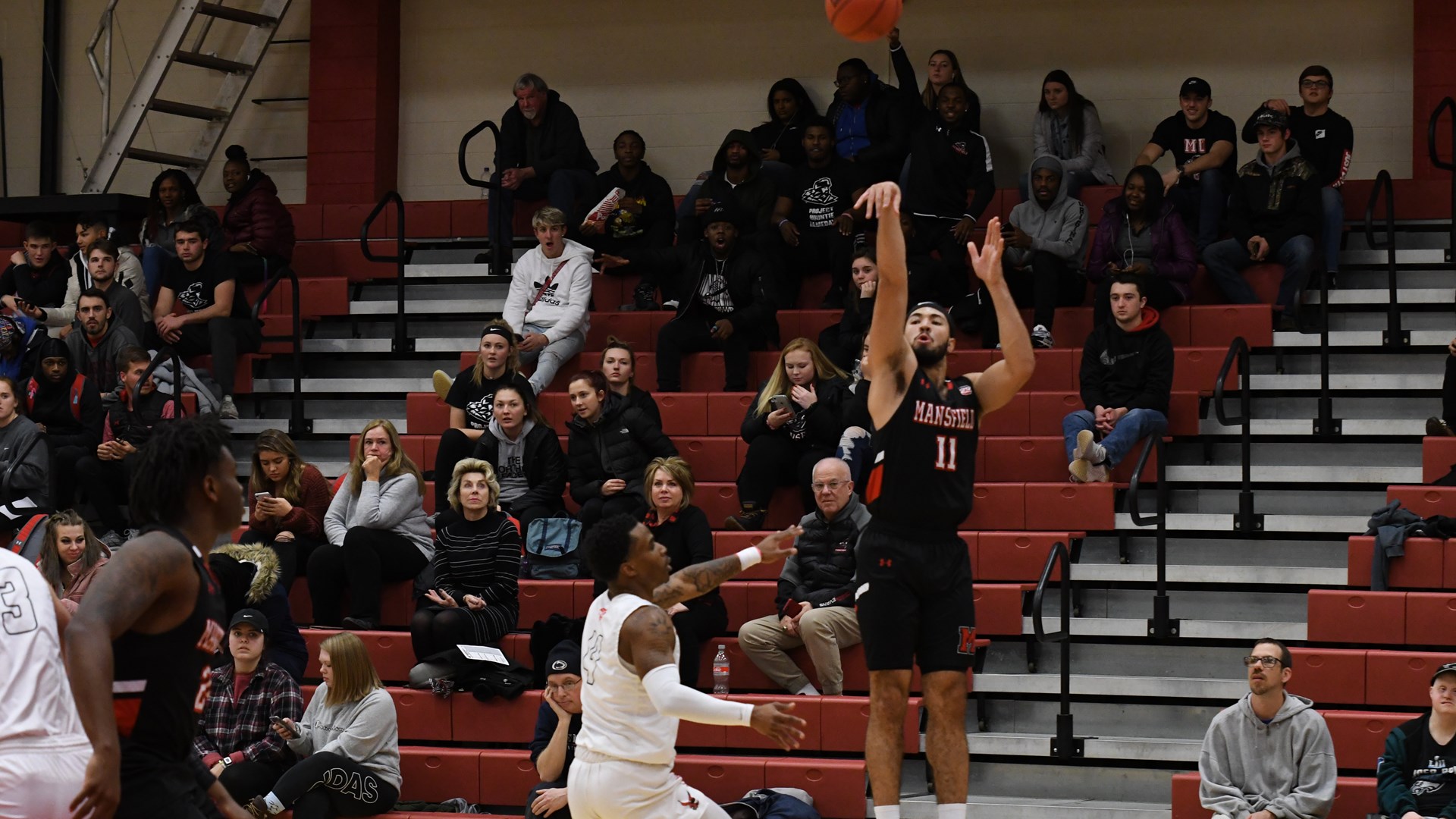 Taylor Sweeney - Men's Basketball - Mansfield University Athletics