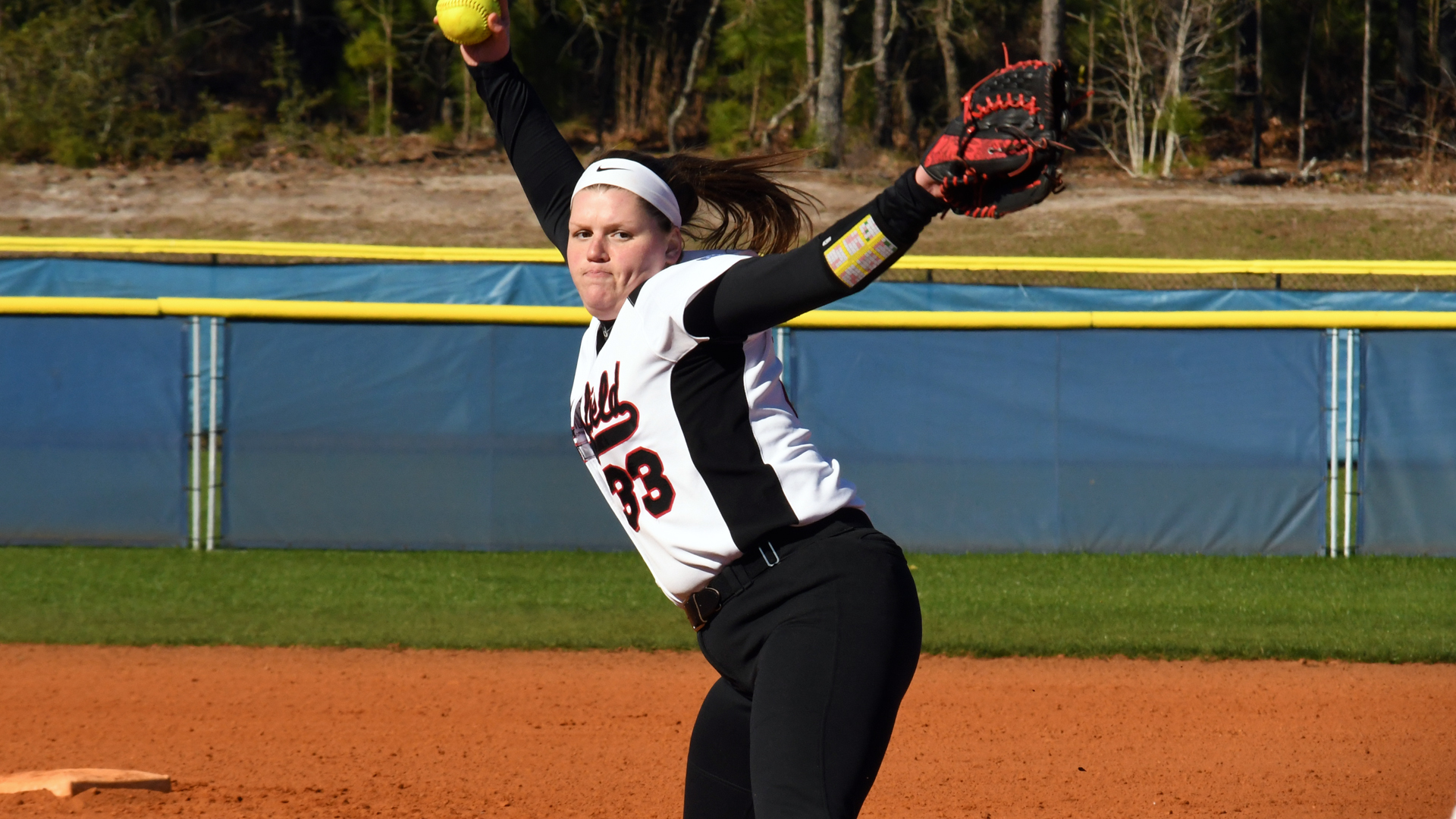 Alexis Easling - Softball - Mansfield University Athletics