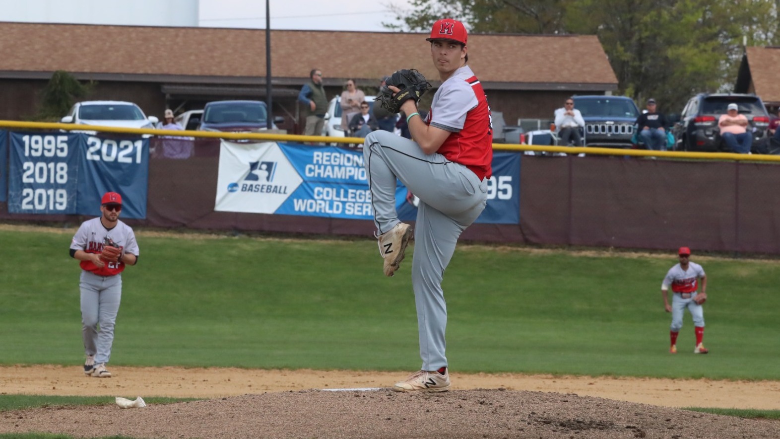 BB: Mounties Fall to Bloomsburg - Mansfield University Athletics