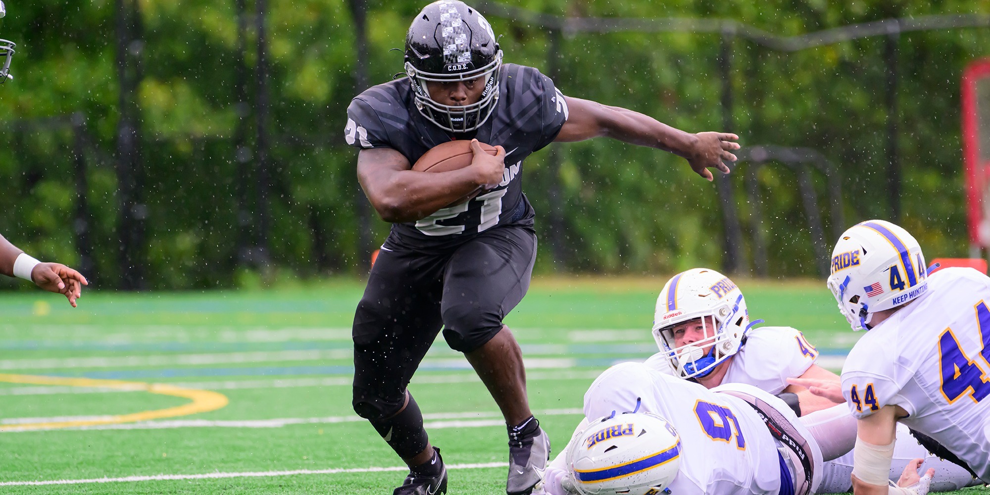 Football soars past Widener, 49-7 - Stevenson University