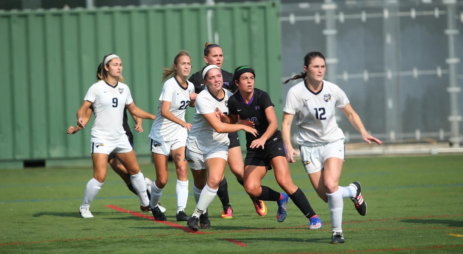 Julie Glover - 2016 - Women's Soccer - NYU Athletics