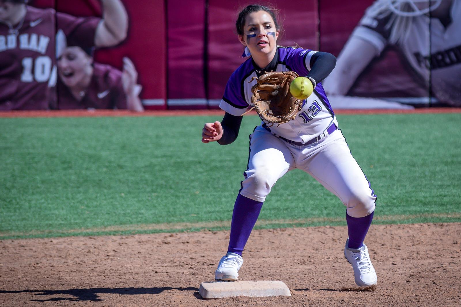 Rachel Fulton - 2017 - Softball - NYU Athletics