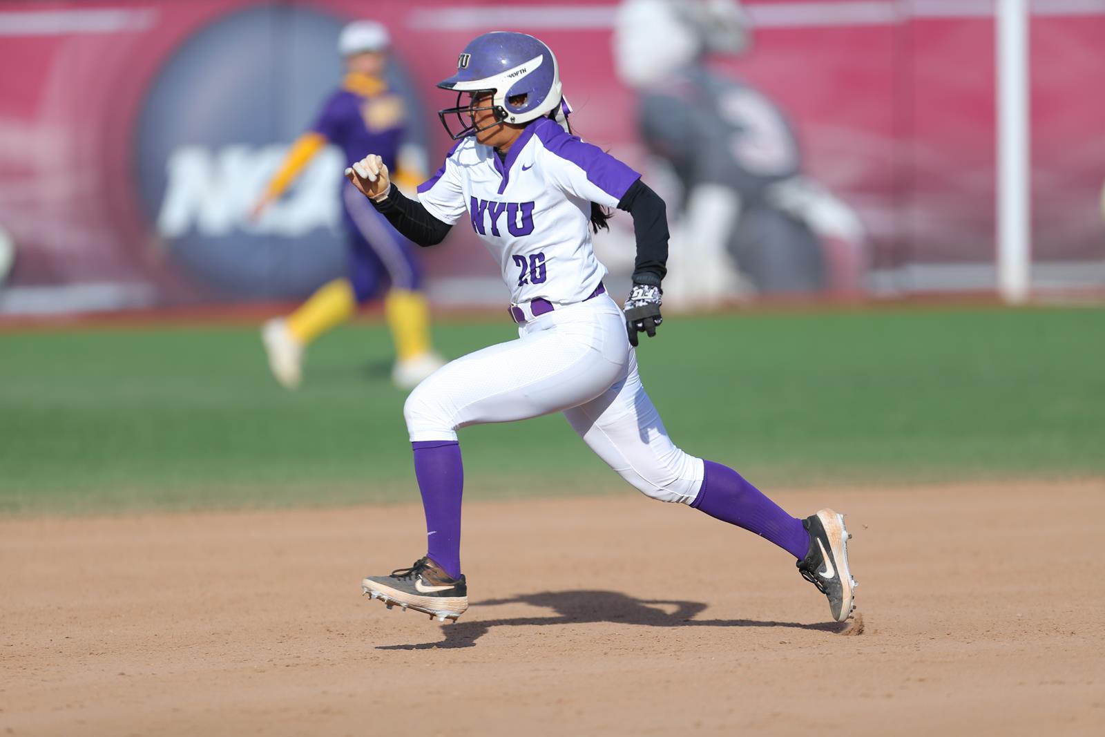 Diana King - 2019 - Softball - NYU Athletics
