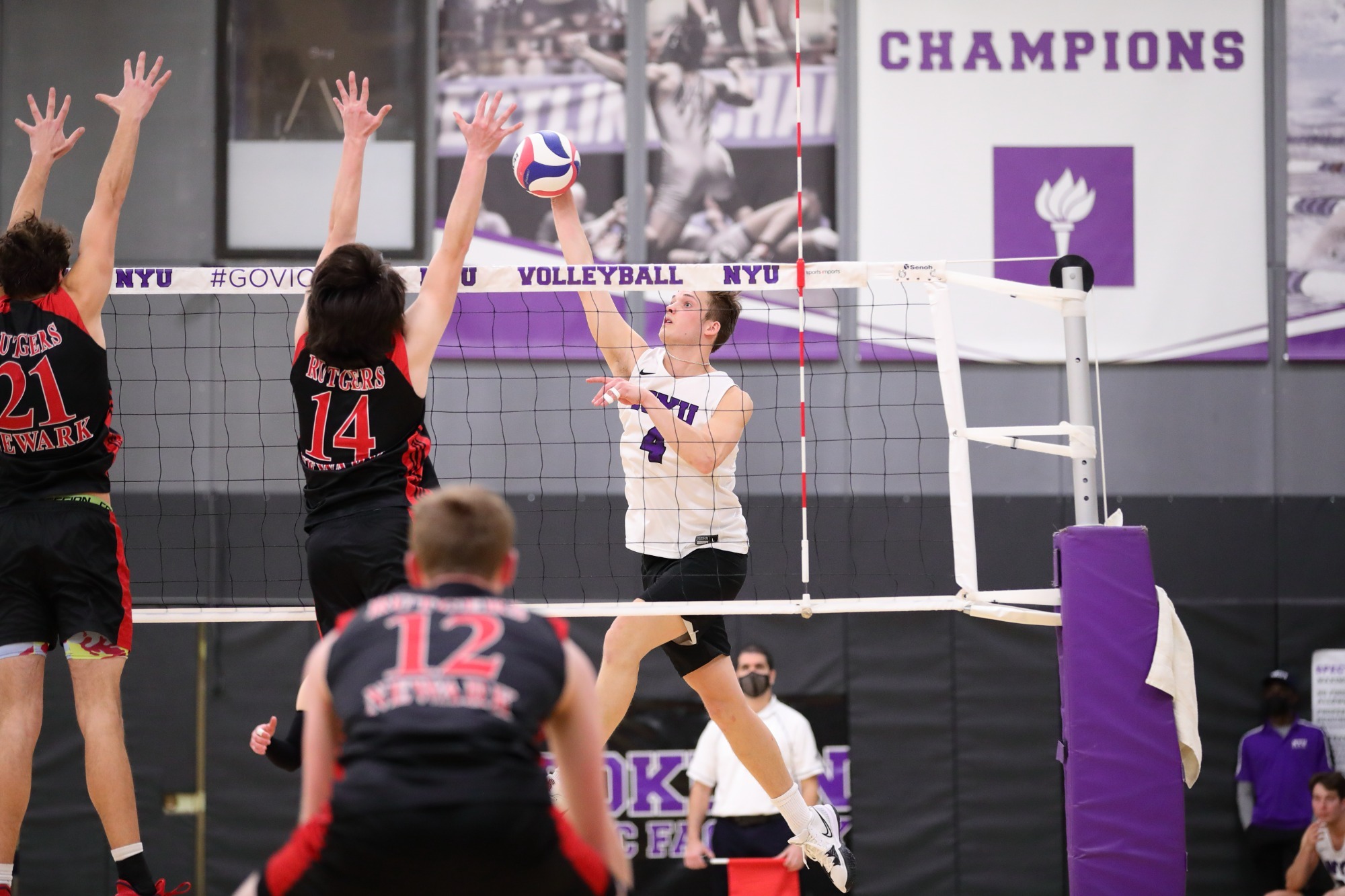 #15 Violets Push #1 Carthage to Five in 2023 Opener - NYU Athletics