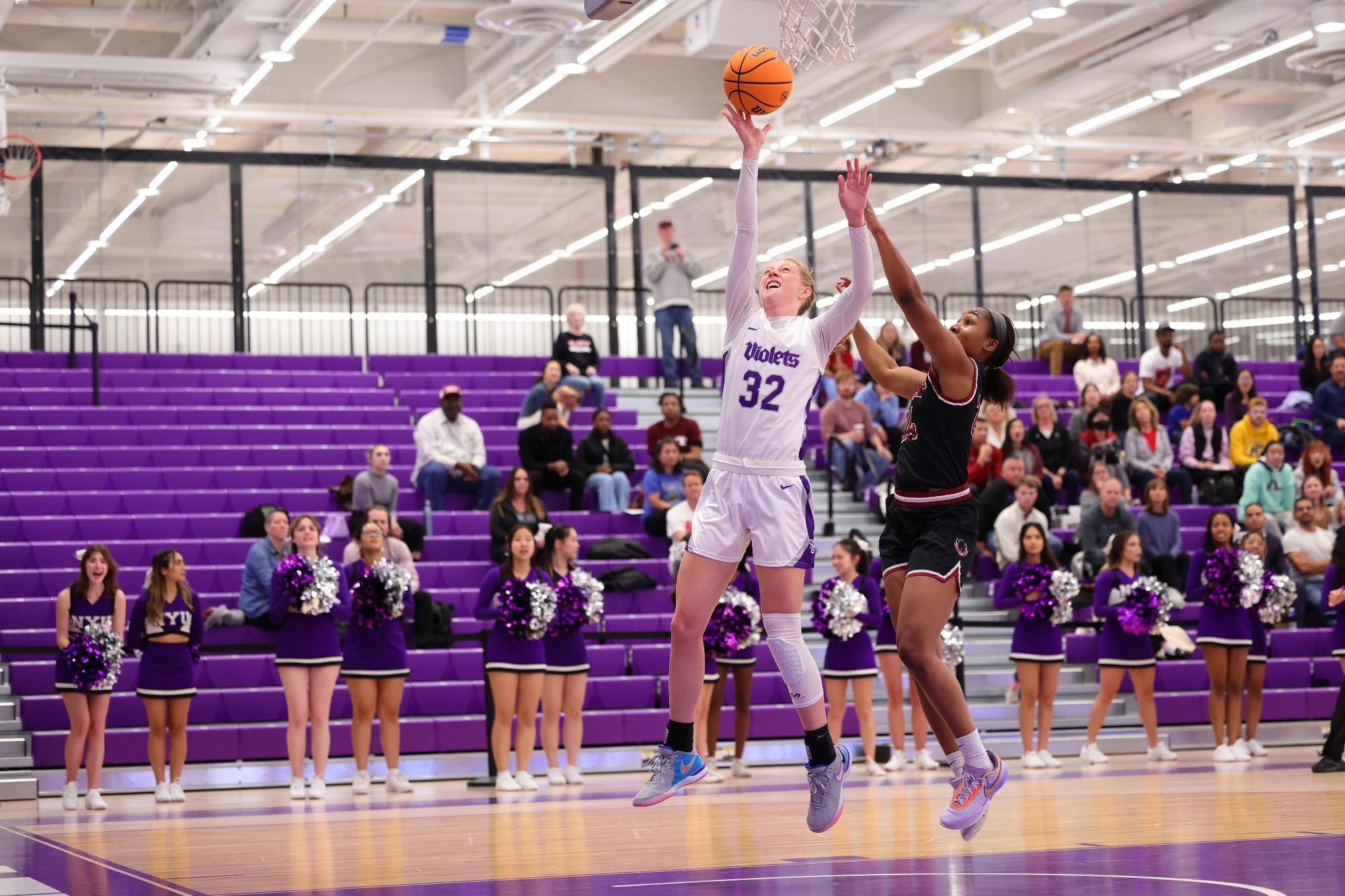 Second-Half Surge Keeps Women's Basketball Undefeated - NYU Athletics