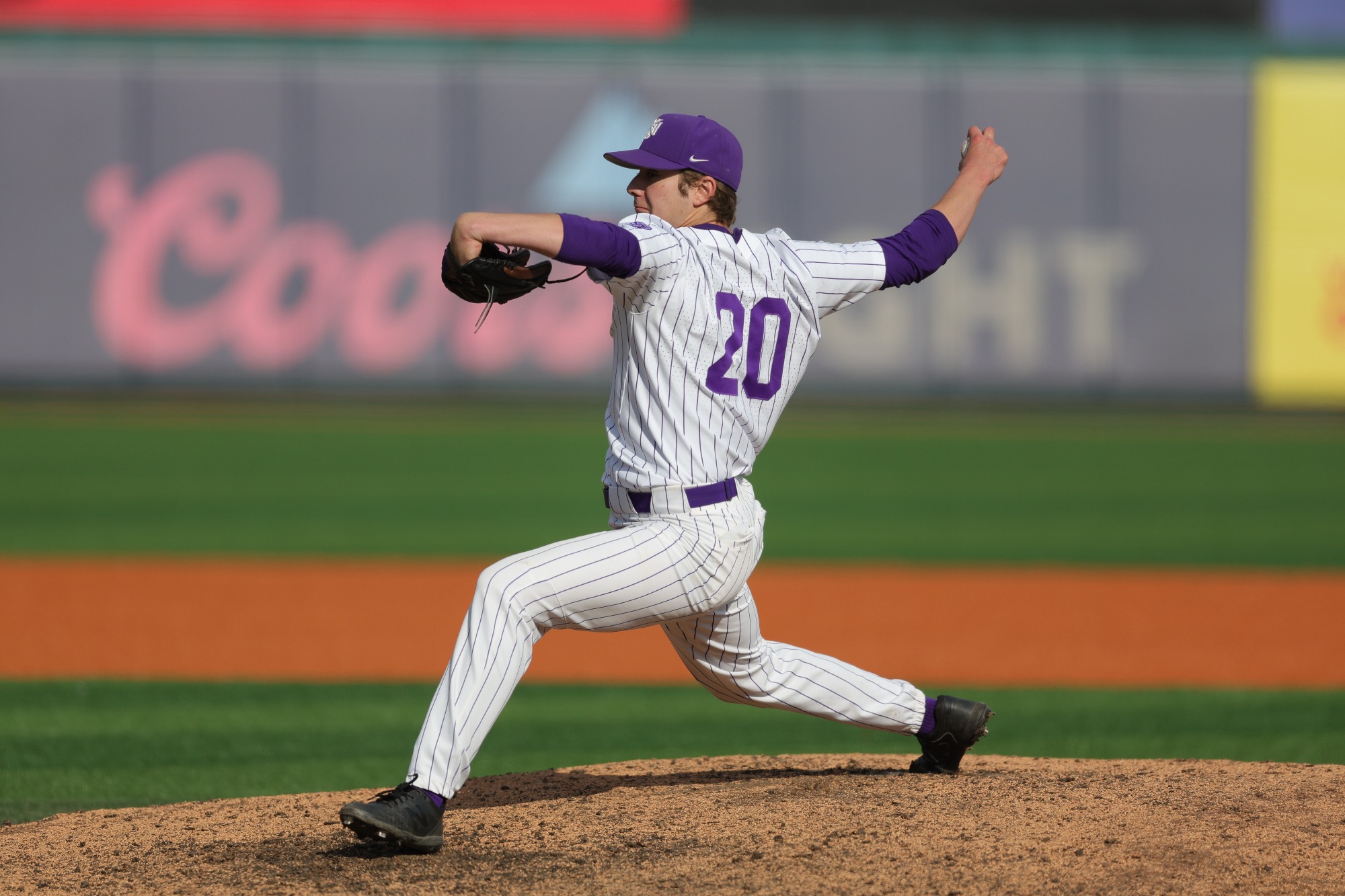 Baseball Sweeps USMMA - NYU Athletics