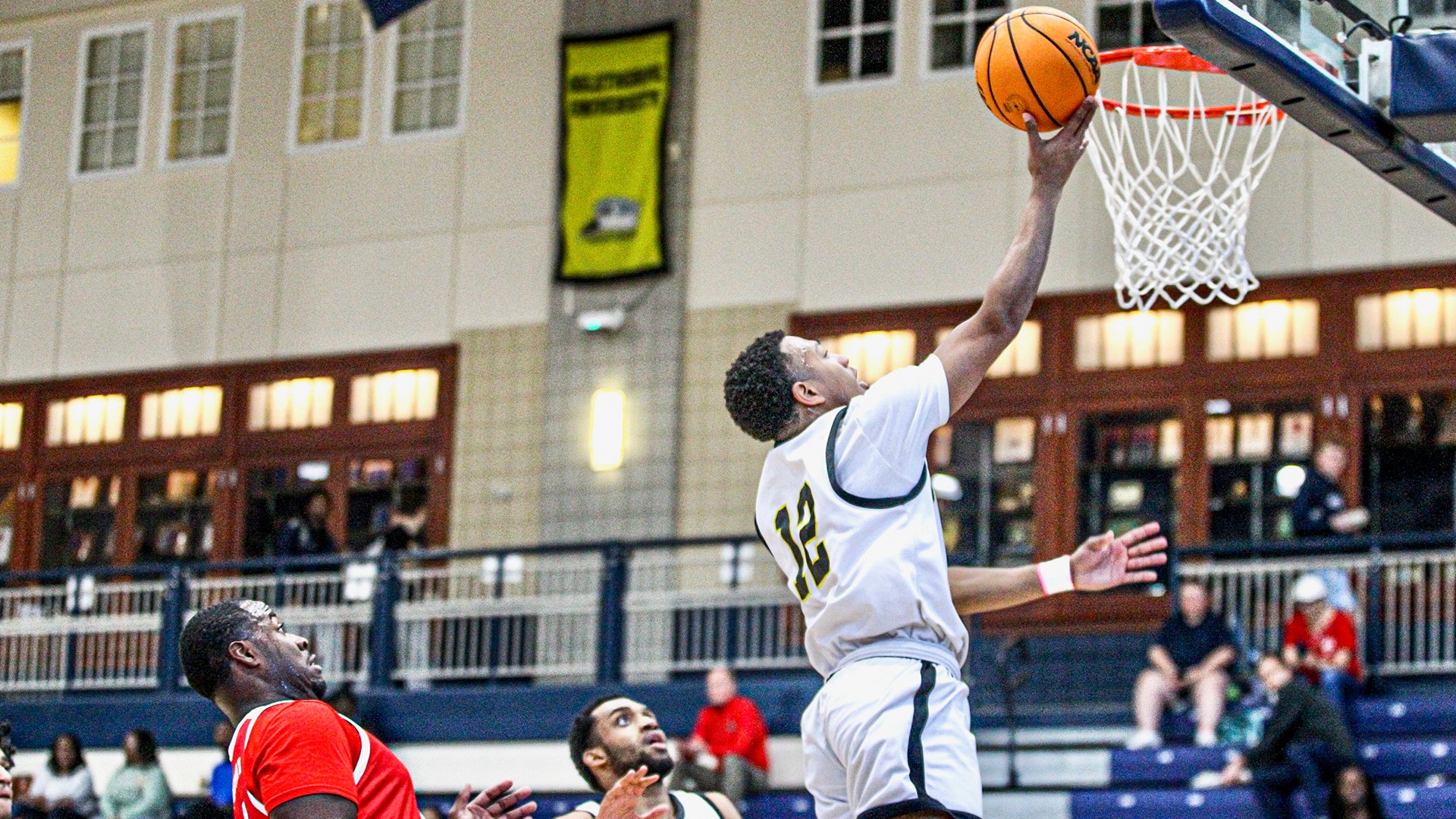 Men’s basketball ends season in SAA semifinal - Oglethorpe University