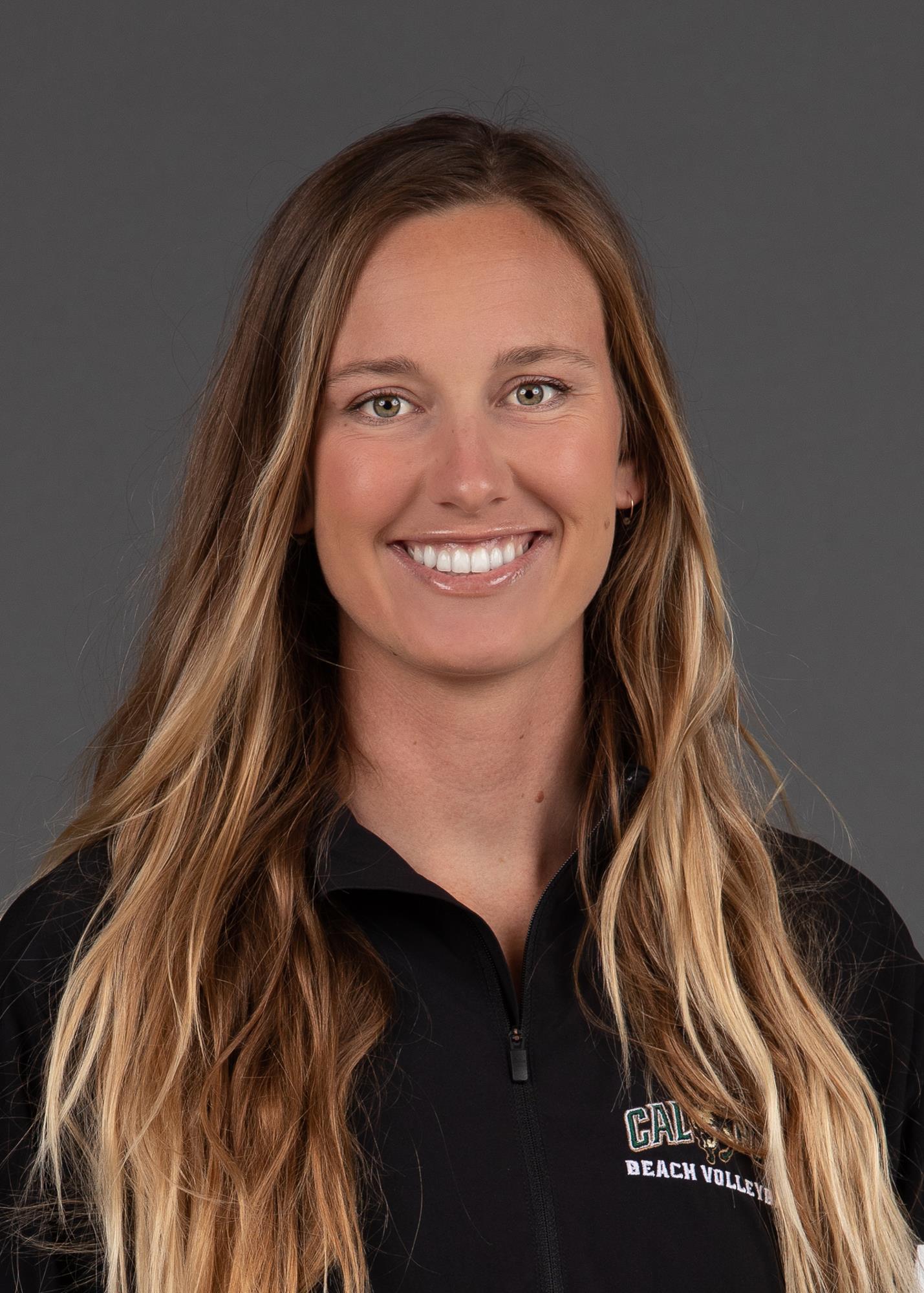 Amy Ozee - Volunteer Assistant Coach - Beach Volleyball Coaches - Cal Poly