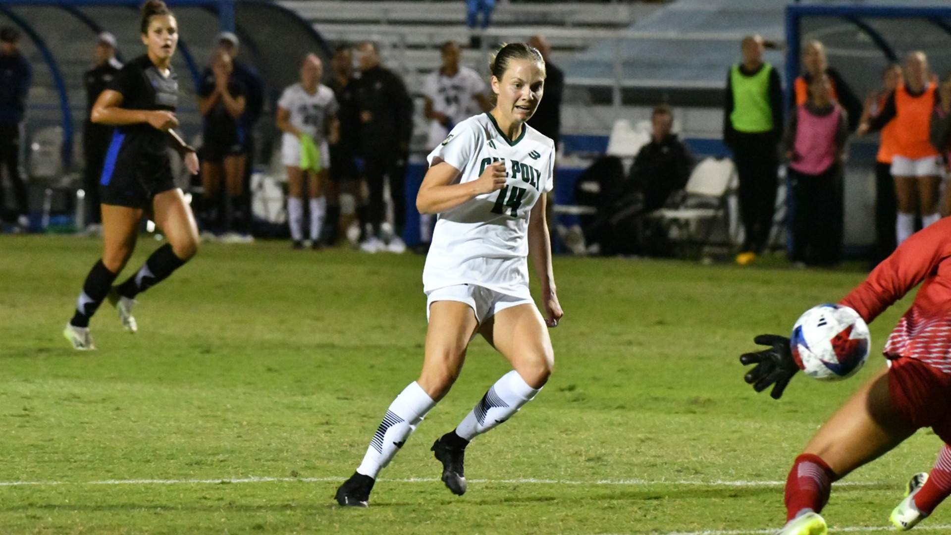 Mustangs Soar Past UCSB in Conference Opener - Cal Poly
