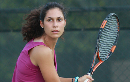 Aleksandra Dzakula - Women's Tennis - University of Evansville Athletics