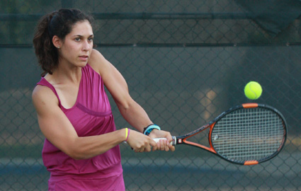 Aleksandra Dzakula - Women's Tennis - University of Evansville Athletics