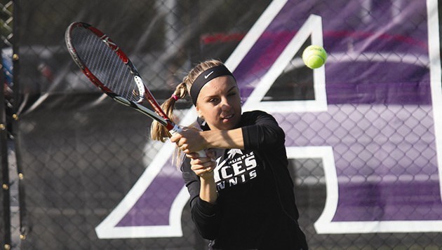 Mina Milovic - Women's Tennis - University of Evansville Athletics