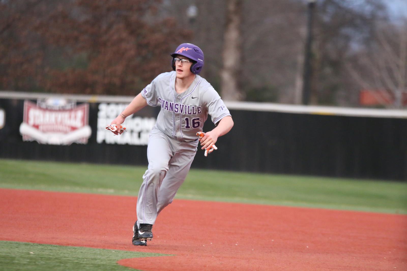 Travis Tokarek - Baseball - University of Evansville Athletics