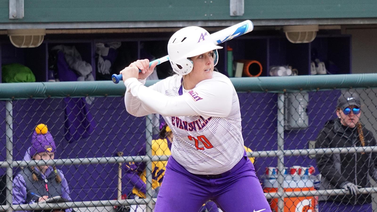 Ashleigh Downing - Softball - University of Evansville Athletics