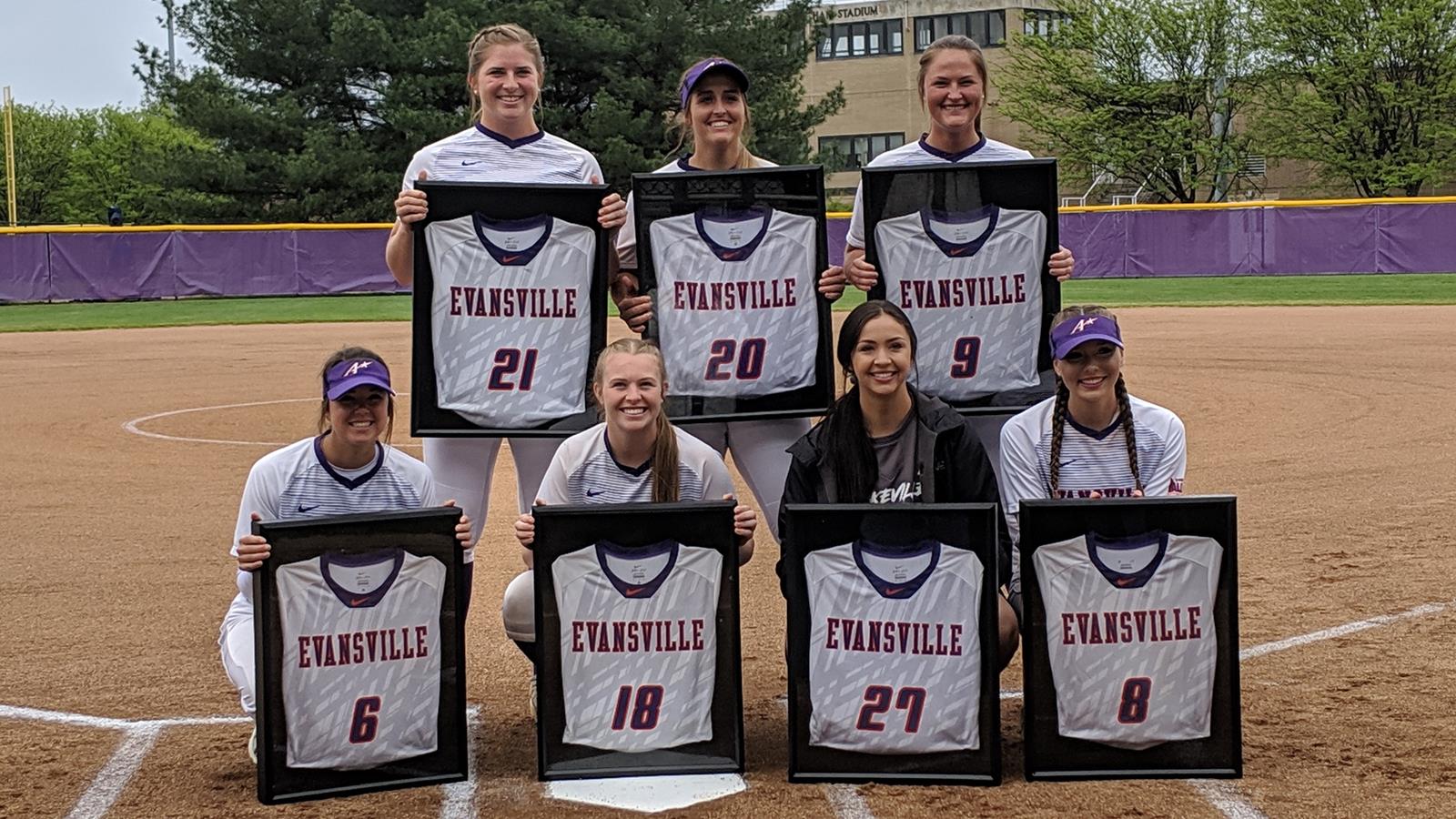 Softball sweeps Senior Day doubleheader - University of Evansville ...