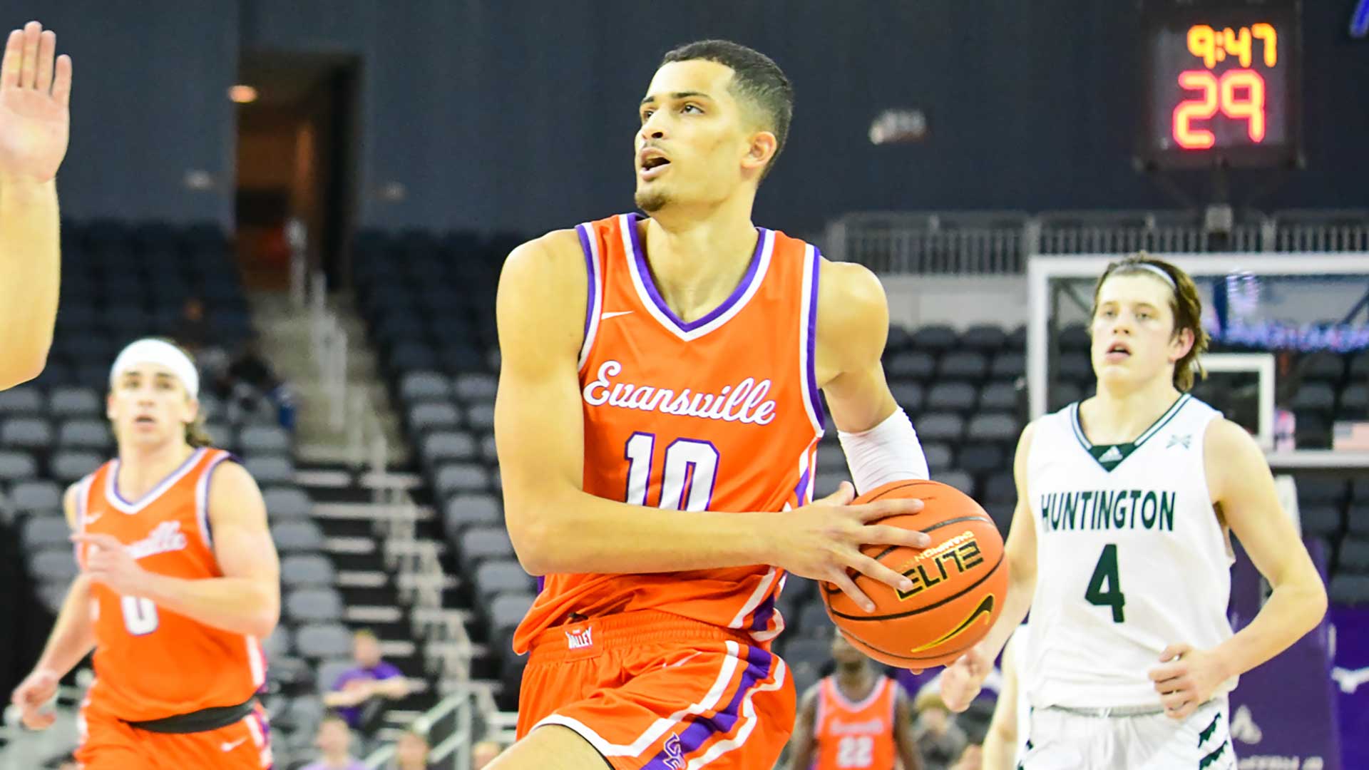 Yacine Toumi - Men's Basketball - University of Evansville Athletics