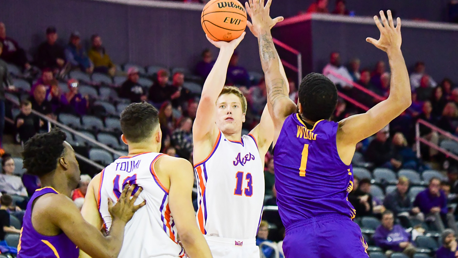 Men’s basketball earns 10th victory with win over TTU - University of ...