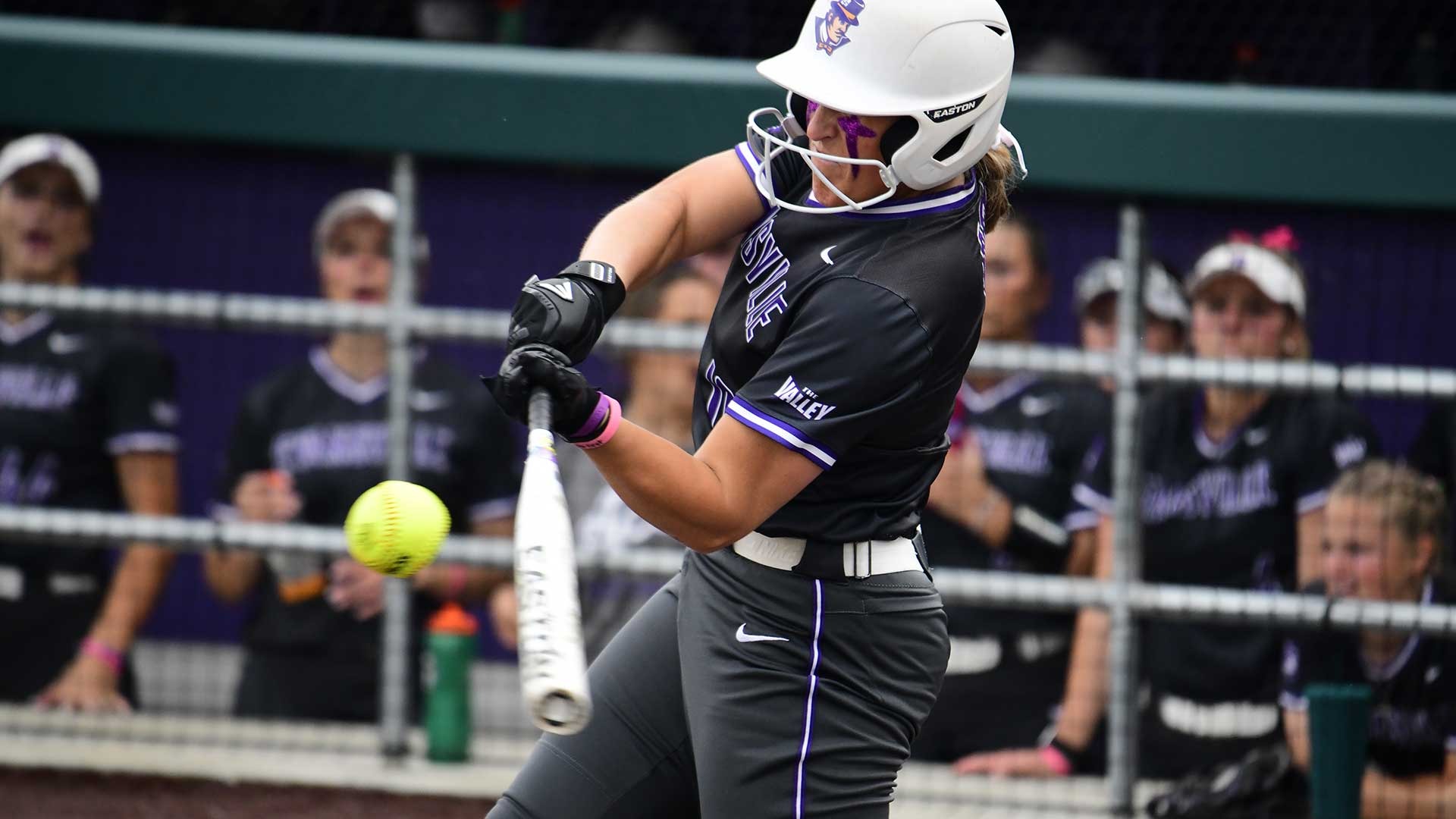 Alexa Davis - Softball - University of Evansville Athletics