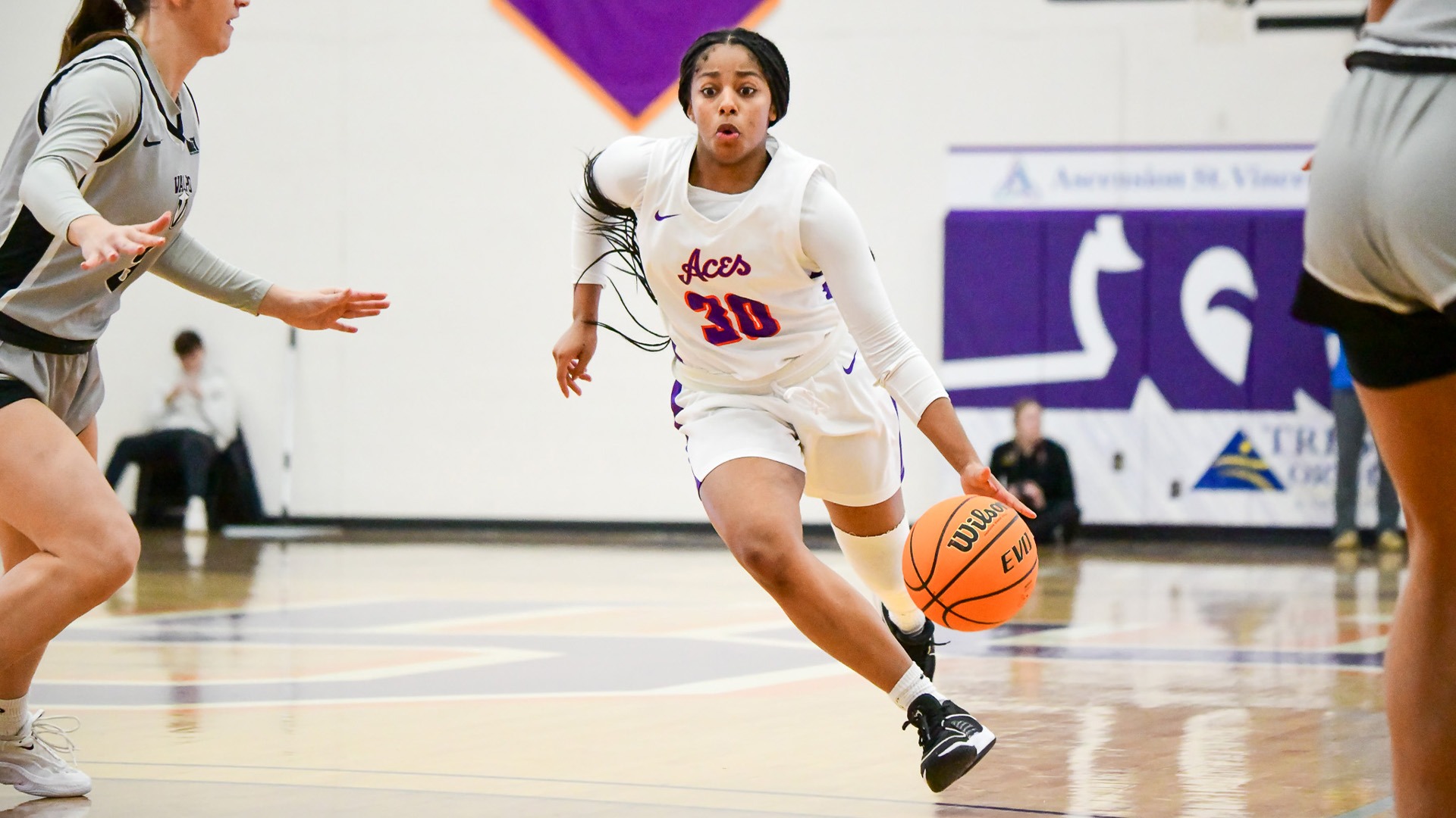 Aces women’s basketball fall to Valpo in weekend finale - University of ...