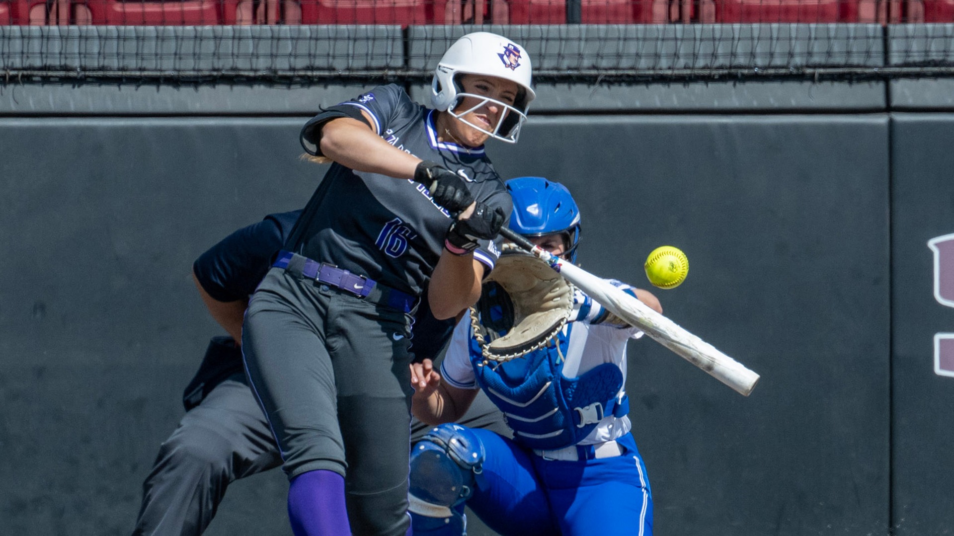 Alexa Davis - Softball - University of Evansville Athletics