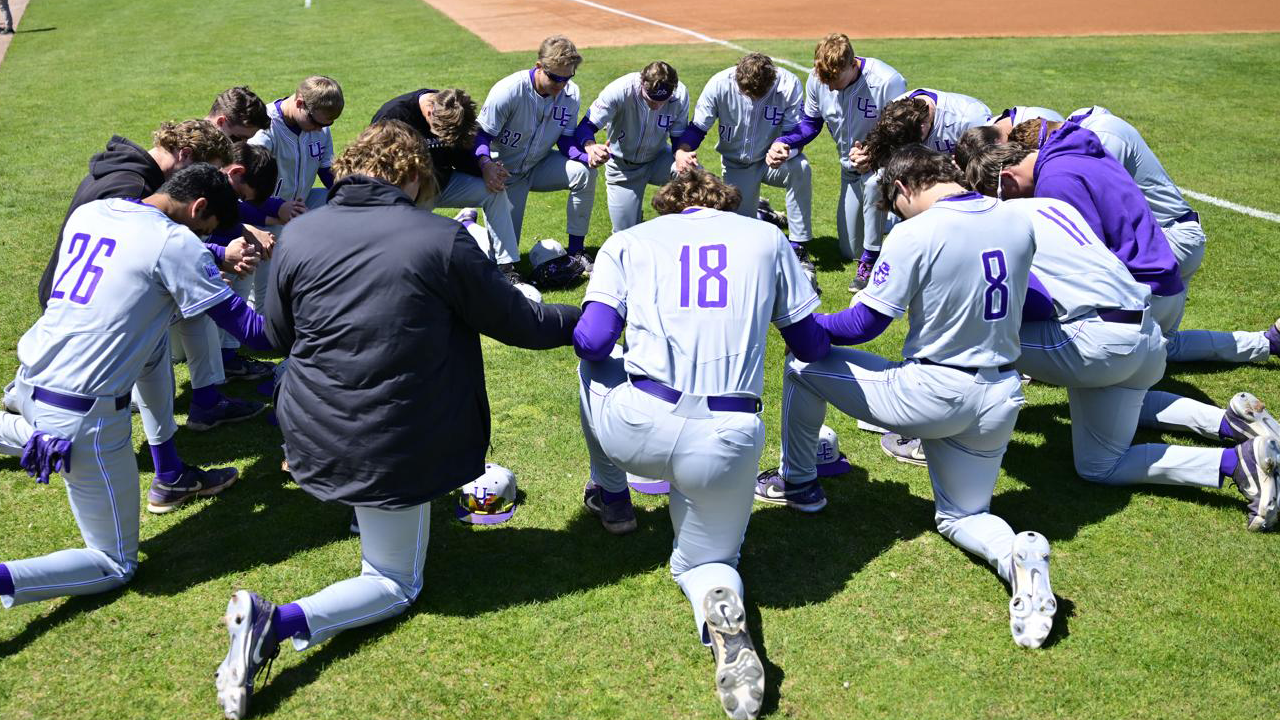 Baseball Sweeps Bradley With 7-2 Win - University of Evansville Athletics