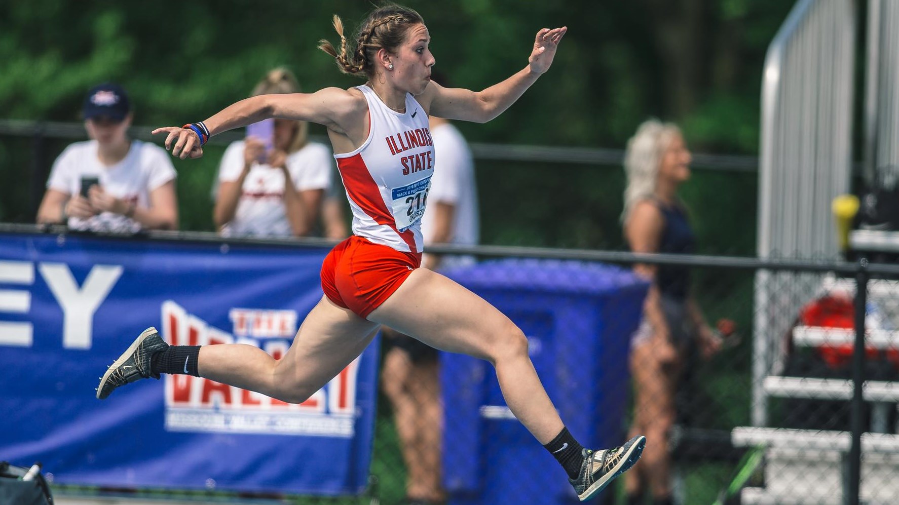 Victoria Gruszka - Track & Field - Illinois State University Athletics