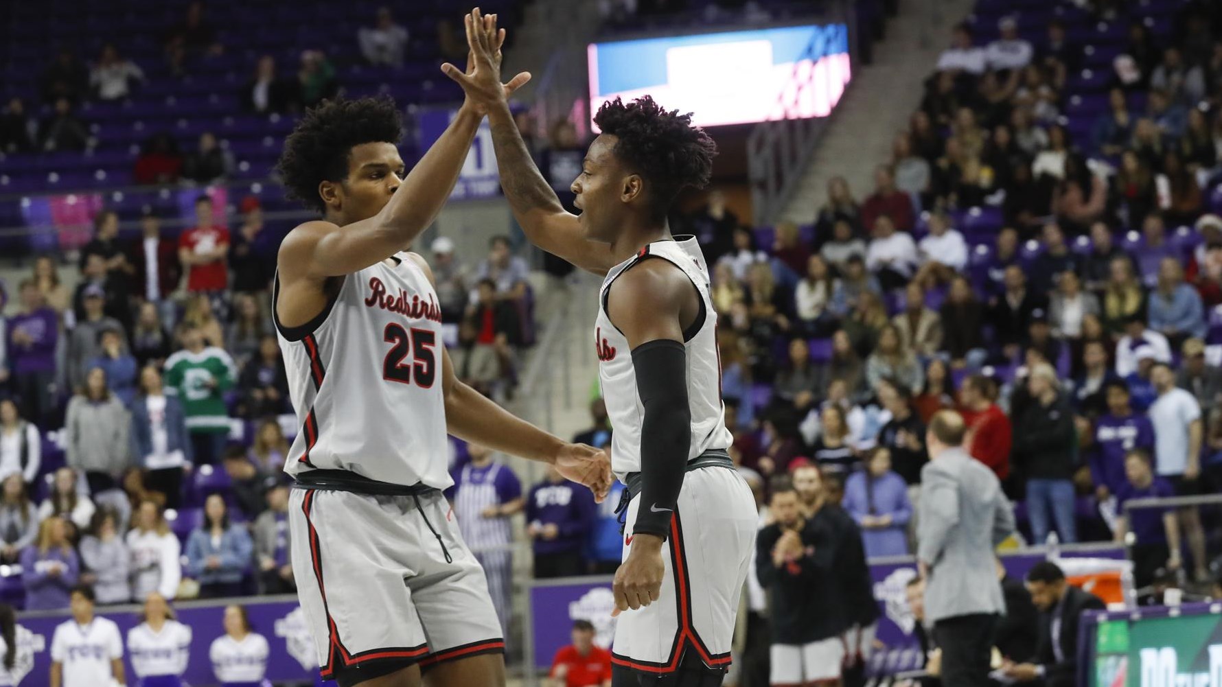 Jaycee Hillsman - Men's Basketball - Illinois State University Athletics