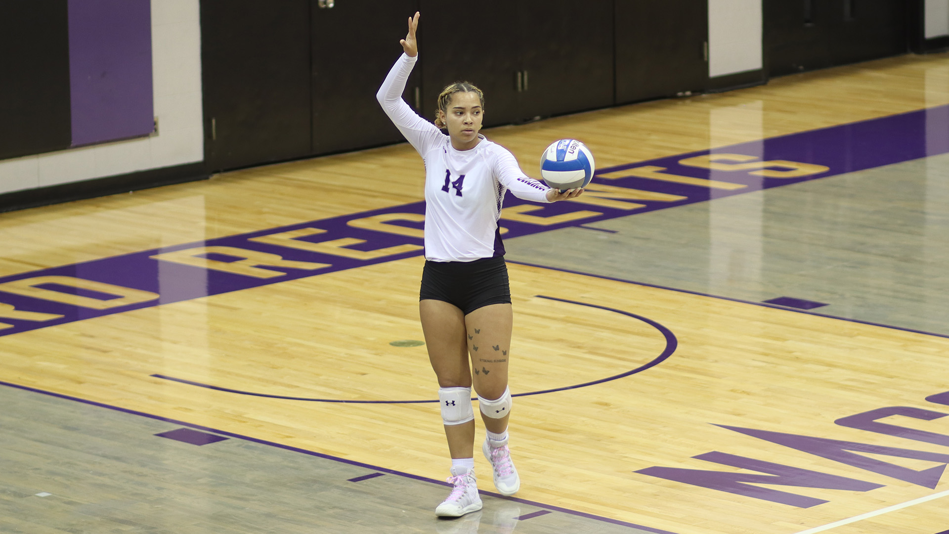 Women's Volleyball Sweeps Beloit 3-0 in First Match - Rockford University