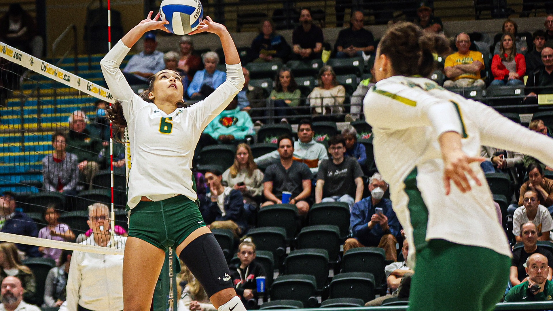 #7 Huskies end #14 Seawolves' home streak in 3 | University of Alaska Anchorage