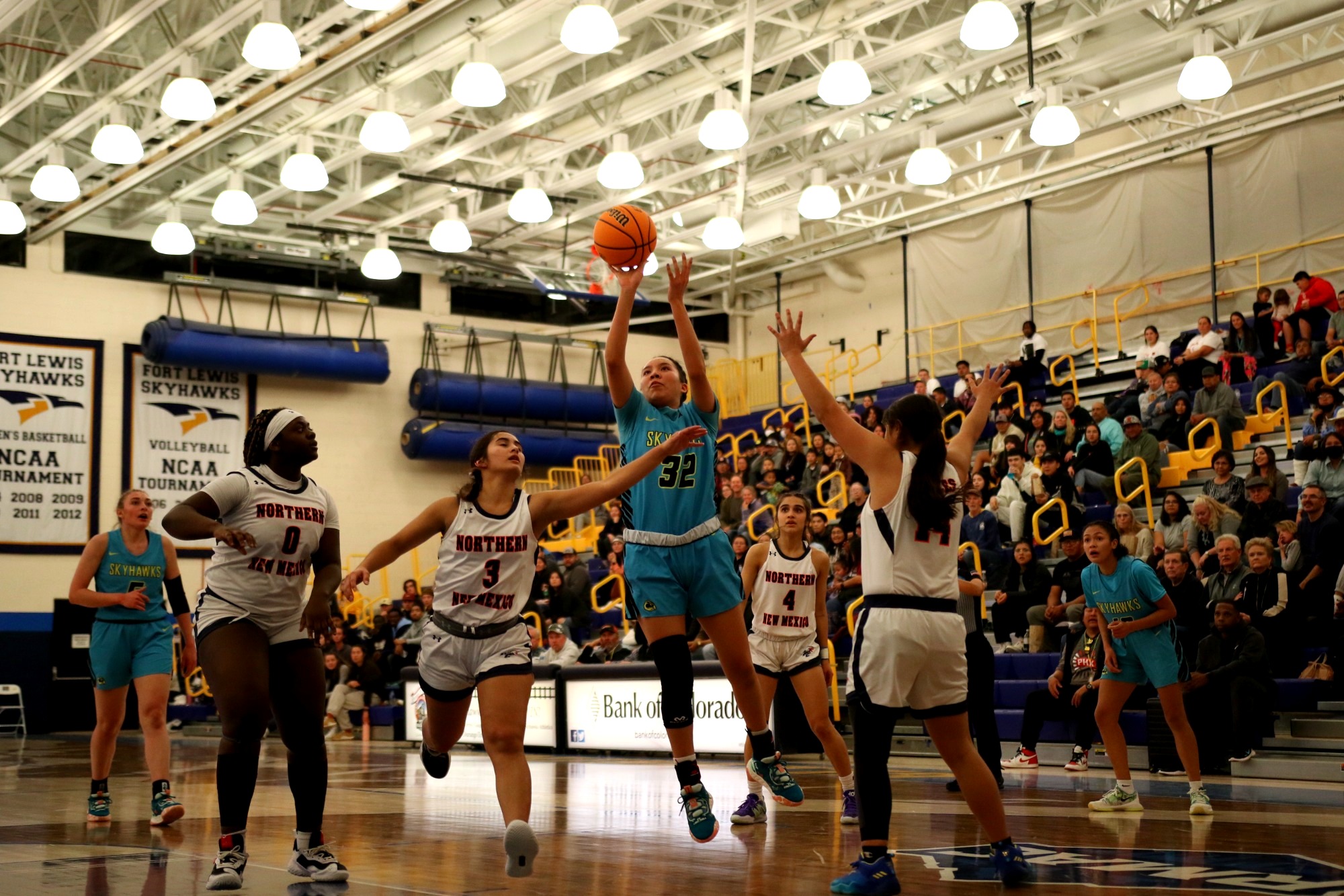 Skyhawks down Eagles in Nike N7 showdown, 80-70 - Fort Lewis College ...