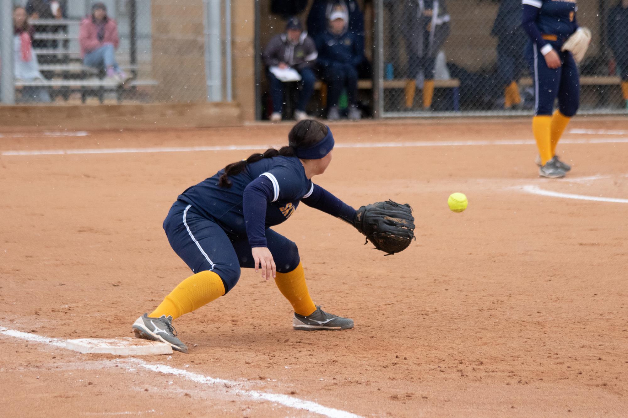 Sydney Stewart - Softball - Fort Lewis College Athletics