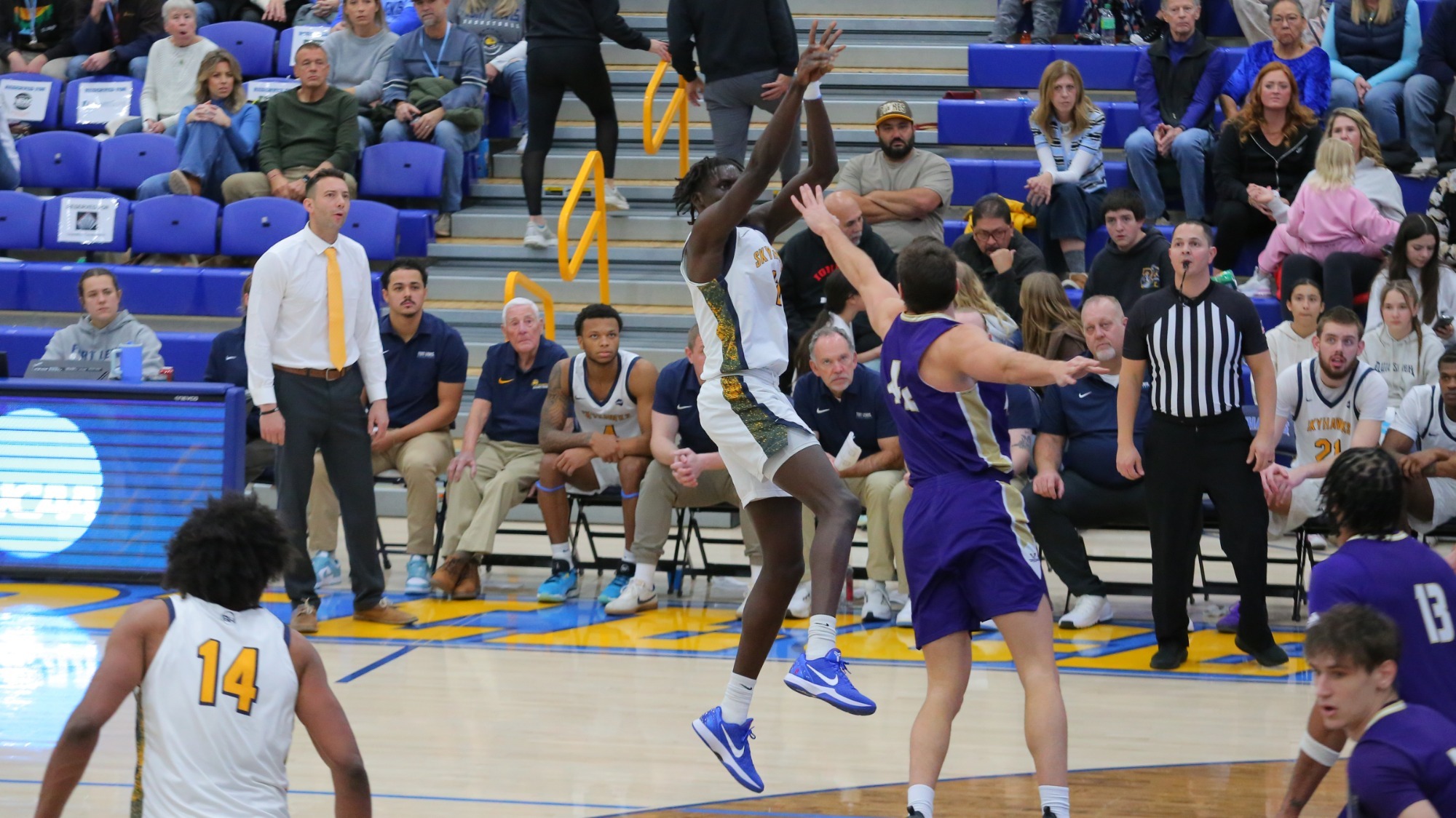 Men’s basketball vs. Regis declared no contest - Fort Lewis College ...
