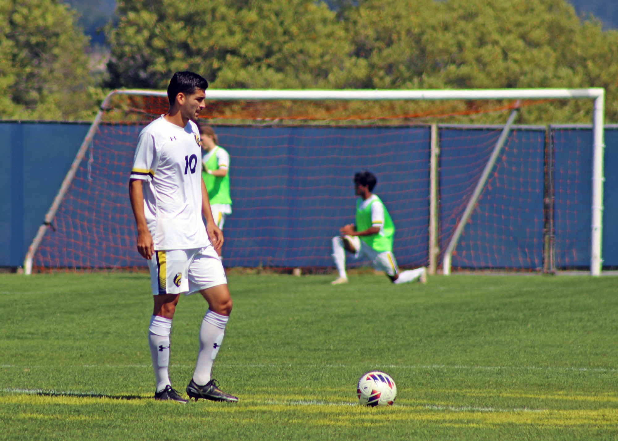 Nava goal gives UC Santa Cruz 1-0 win at La Verne - University of ...